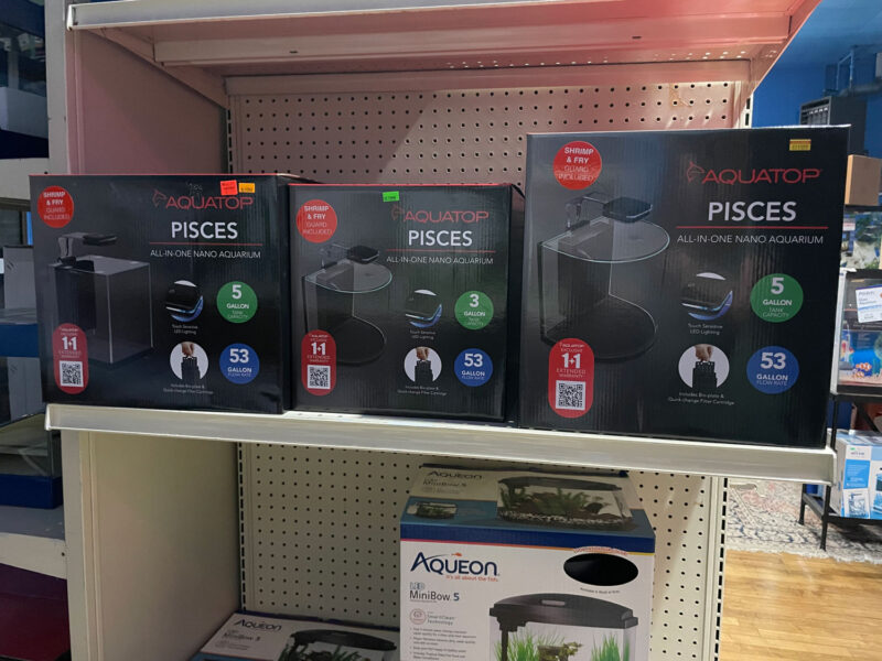 Aqualand Aquarium Center, Services